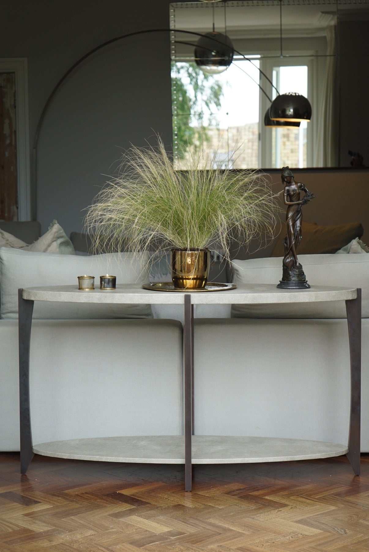 Belvedere Console Table, Oval – Simpsons London